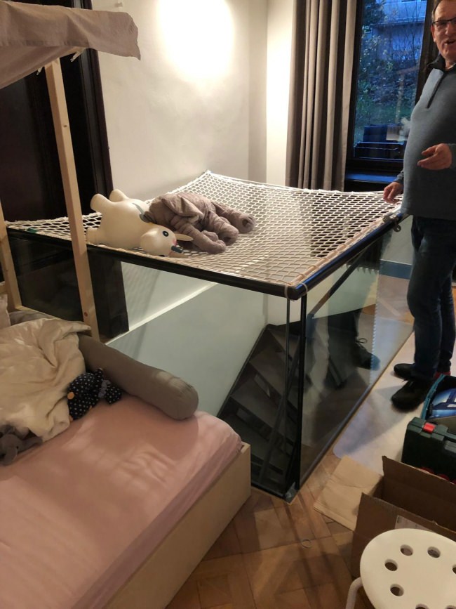 Staircase Fall Safety Net by the m² (Custom-Made) | Safetynet365