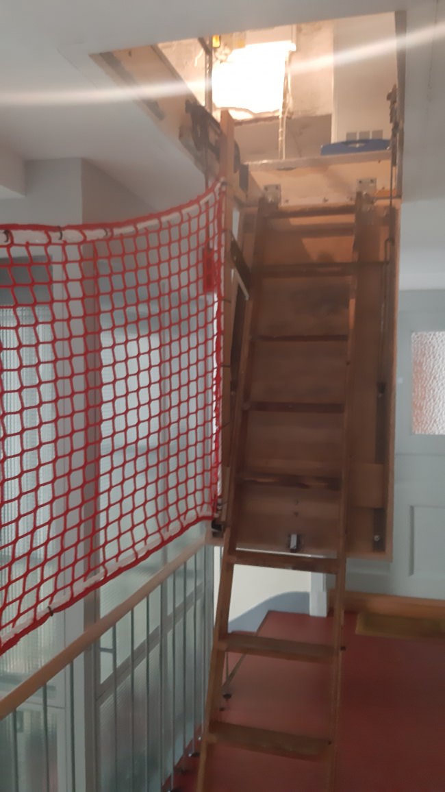Fall Safety Net by the m² (Custom-Made) with Thimble Hooks | Safetynet365